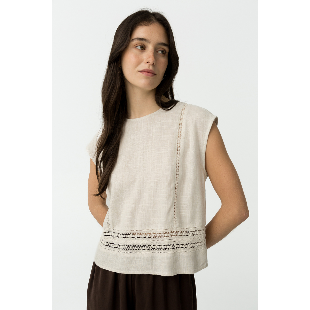 Blusa com Linho e Renda - 10063669_134 - Tiffosi